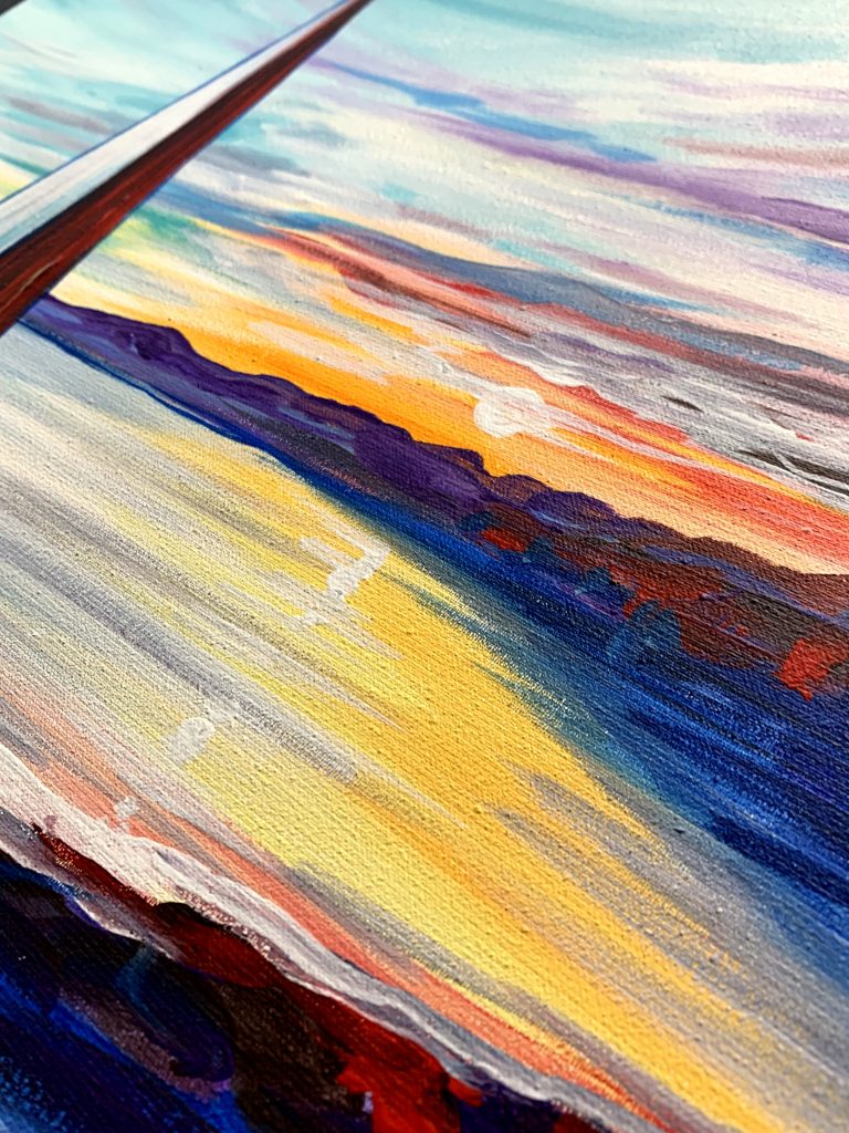 Mały obrazek z żaglówką wakacyjny rejs obraz w białej ramie