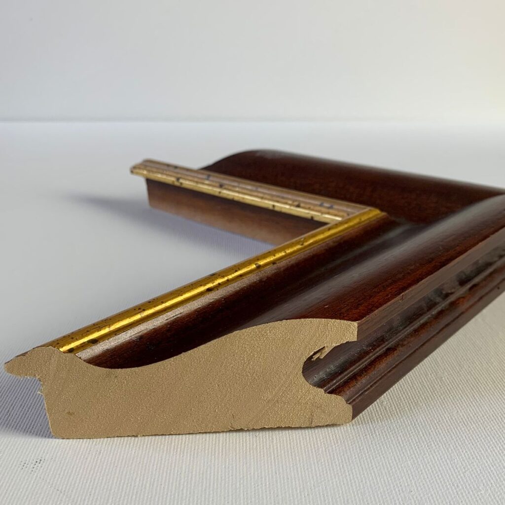 Rama do obrazu klasyczna brązowa SA33